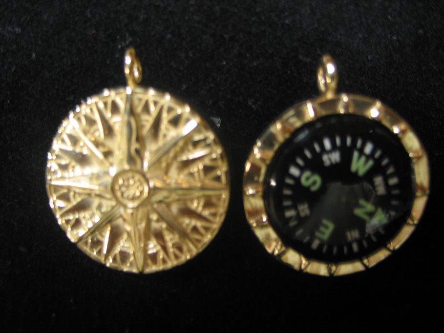 14K Gold Heirloom Compass Rose Pendant with Working Compass Inset