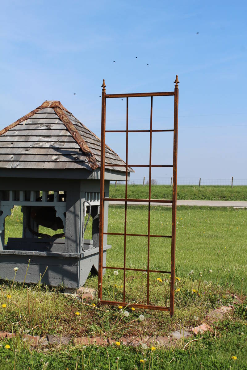 Wrought Iron Mission Flower Trellis w/ Finials