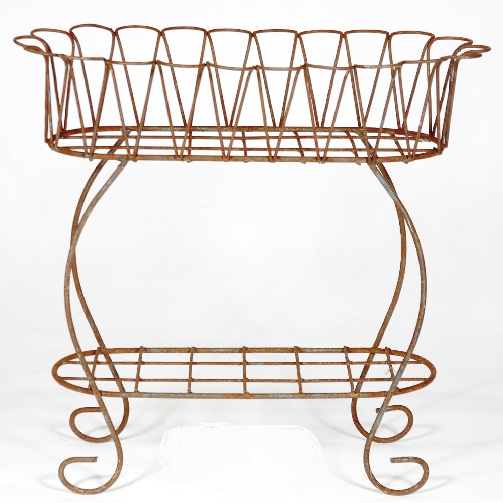 Wrought Iron Scalloped Fernery Plant Stand