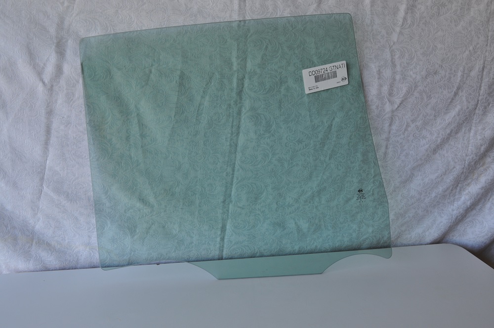 Rear Door Glass Driver Side Cadillac Deville 4 Door Sedan 2000-2005