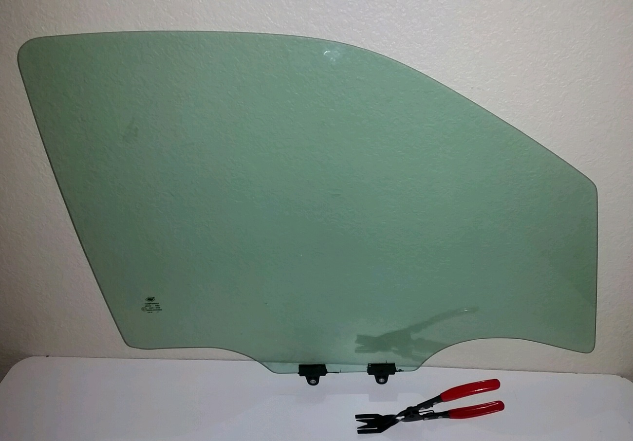 Front Door Glass Passenger Side Suzuki Equator 4 Door Crew Cab 2009-2012