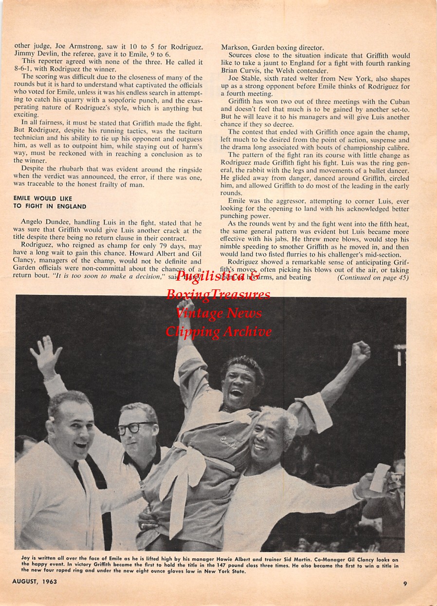 Boxing News Clipping #2268 - Sugar Ray Robinson and Cassius Clay in ...