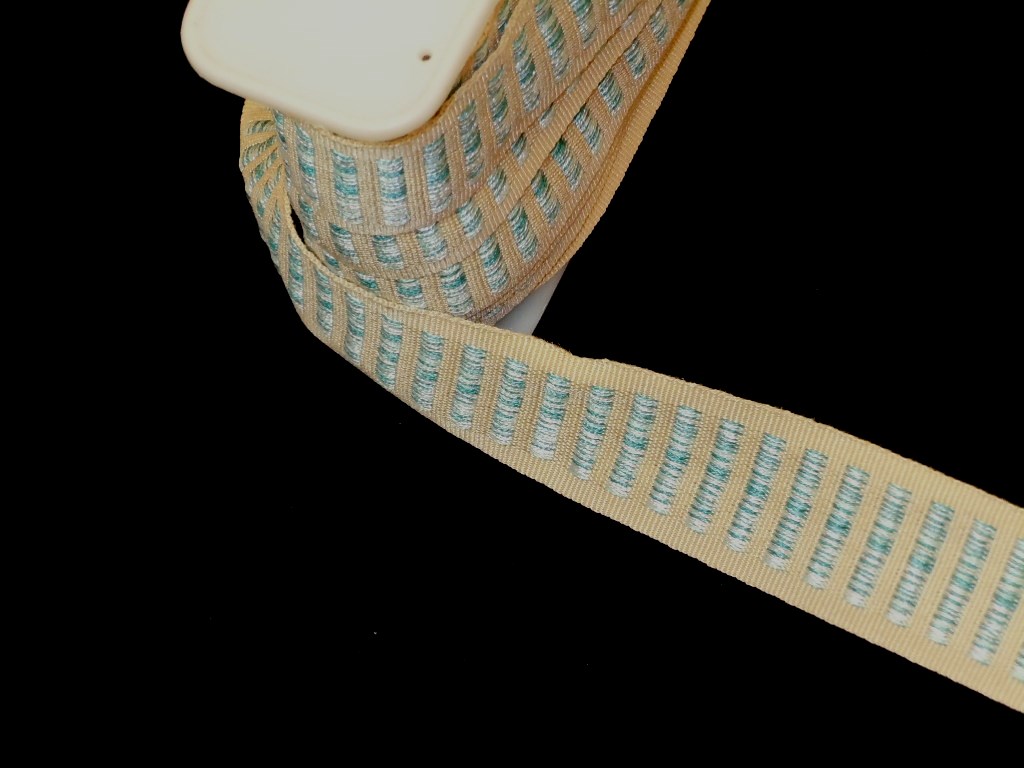 In Stock Ameriphlox Flat Braid trim pattern HT1693