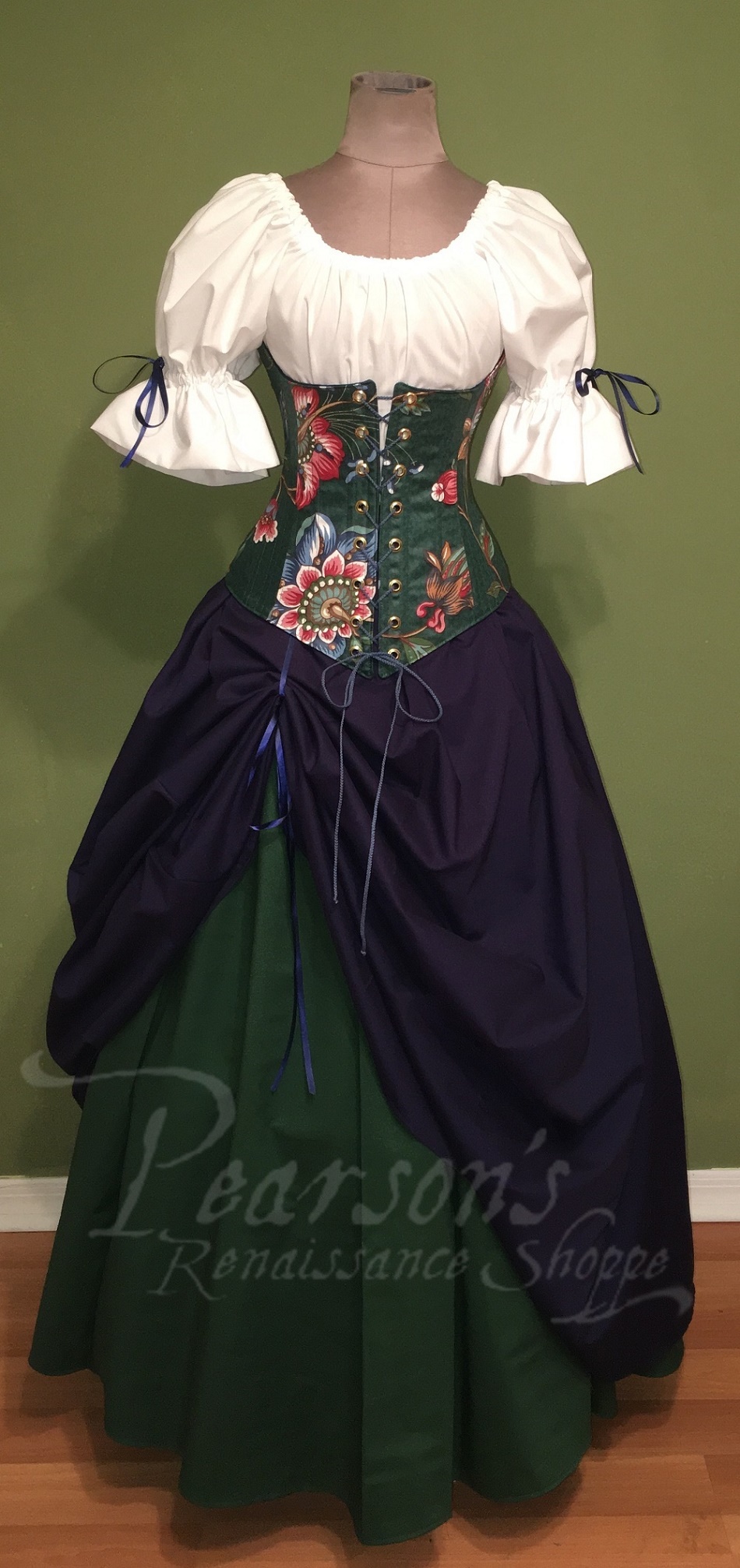 Fanciful Lass - renaissance clothing, medieval, costume