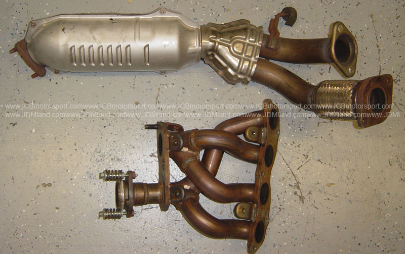 Used DC5 Type R Upper and Lower Exhaust Manifold and Cat. Converter