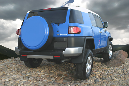 FJ Cruiser Rigid Tire Cover 07-09
